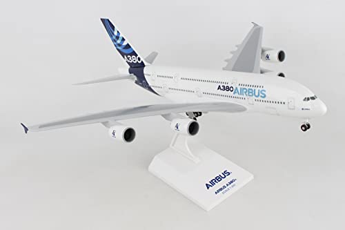 Daron Skymarks Airbus A380-800 H/C with Gear, 1/200-Scale,White