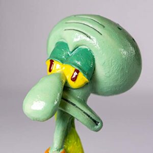 Penn-Plax Squidward Aquarium Resin Décor Ornament - Bring a Little Bikini Bottom and Spongebob to Your Tank - Stands 6.75" high