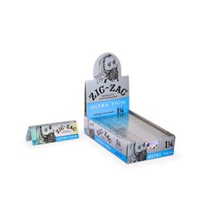 zig zag ultra thin cigarette rolling papers, 1 4 size (24 booklets retailers box)