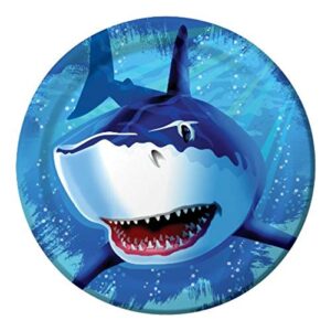 8-count round paper dinner plates, shark splash