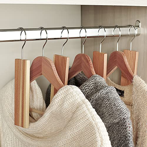 CedarFresh 32752-1 Cedar Wood Hang-Ups with Lavender | Freshen and Protect Closets | 4-Pack