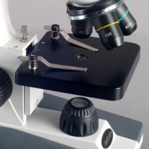 AmScope M148C-E Compound Monocular Microscope, WF10x and WF25x Eyepieces, 40x-1000x Magnification, LED Illumination, Brightfield, Single-Lens Condenser, Plain Stage, 110V or Battery-Powered, Includes 0.3MP Camera and Software