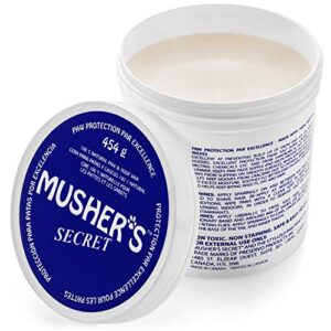 musher's secret dog paw wax 454 g (16 oz) - moisturizing dog paw balm that creates an invisible barrier that protects and heals dry cracked paws - all-natural with vitamin e and food-grade ingredients