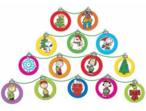 eureka peanuts dimensional christmas ornaments mini bulletin board set, 24 reusable punch out pieces