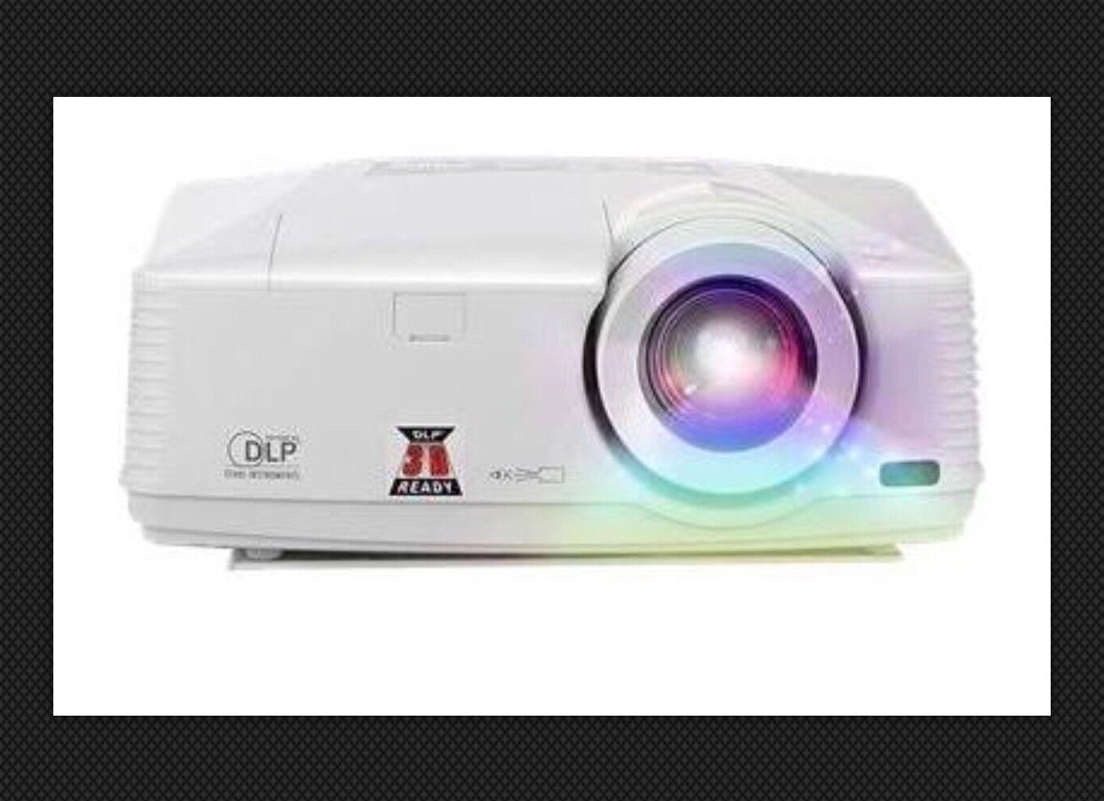 2PC2806 - Mitsubishi XD700U 3D Ready DLP Projector - 720p - HDTV - 4:3