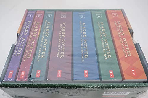 Harry Potter Paperback Box Set Books 1-7 Standard