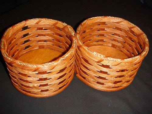 Double Peanut Amish Handmade Basket One Side Holds the Uncracked Peanuts Still in the Shell Other Side Holds Hulls Until Ready to Be Discarded in the Trash or Recycle Bin. Great Idea for Any Man Cave or Bar. Can Also Be Placed on the Coffee Table in Front