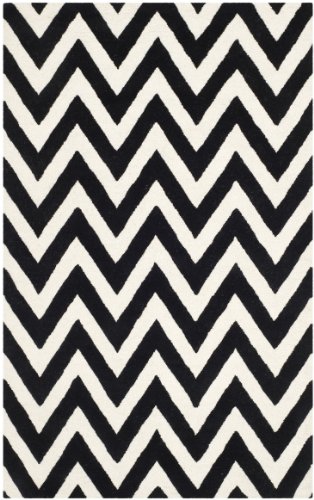 SAFAVIEH Cambridge Collection 5' x 8' Black/Ivory CAM139E Handmade Chevron Premium Wool Area Rug