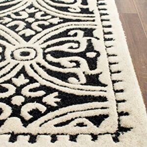 SAFAVIEH Cambridge Collection 2'6" x 8' Black/Ivory CAM123E Handmade Moroccan Premium Wool Runner Rug