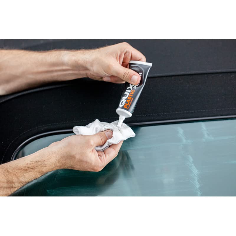 QUIXX 10003 Acrylic Scratch Remover - Removes Scratches From Clear Acrylic and Plexiglas Surfaces On Cars, Motorcycles, Caravans, and Boats