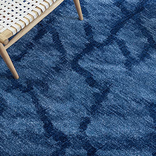 SAFAVIEH Retro Collection Area Rug - 8' x 10', Blue & Dark Blue, Modern Abstract Design, Non-Shedding & Easy Care, Ideal for High Traffic Areas in Living Room, Bedroom (RET2144-6570)