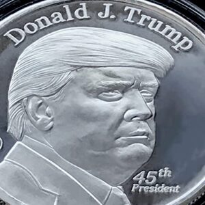 1 Troy Oz .999 Pure Silver Medal 45th President Donald Trump and The White House