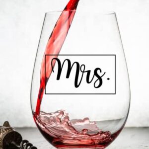 COOL AF Mr and Mrs Whiskey and Wine Glass Gift Set - Wedding Gift Glass Set For Bride and Groom - Engagement Gift for Couples and Newlyweds - Husband and Wife