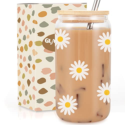 GSPY Daisy Aesthetic Cups, Iced Coffee Cup, Cute Glass Cup with Lid & Straw - Iced Coffee Glass, Flower Mug, Floral Glass Cup, Glass Coffee Tumbler - Birthday, Daisy Gifts for Women, Coffee Lover