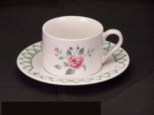 pfaltzgraff garden trellis cups & saucers