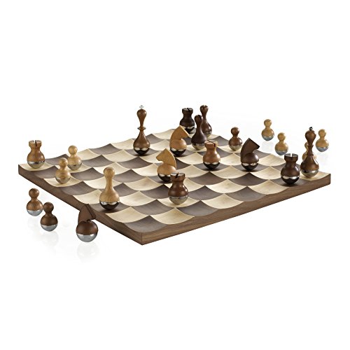 Umbra Wobble Chess Set