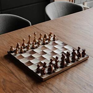 Umbra Wobble Chess Set