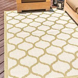 Unique Loom Outdoor Trellis Collection Area Rug - Moroccan (7' 1" x 10' Rectangle, Beige and Olive/ Beige)