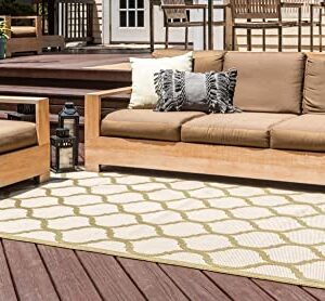 Unique Loom Outdoor Trellis Collection Area Rug - Moroccan (7' 1" x 10' Rectangle, Beige and Olive/ Beige)