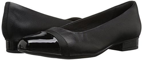 Clarks womens Juliet Monte Pump, Black Leather/Synthetic, 8.5 Wide US