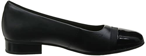 Clarks womens Juliet Monte Pump, Black Leather/Synthetic, 8.5 Wide US