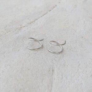 Double Hoop Twist Earrings - Single earring or a Pair of earrings • 8 mm Two Piercing Earring • Tiny Huggie Hoops • Minimal Spiral Earring • Double Cartilage or Helix Piercing