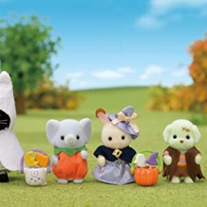 Calico Critters Trick or Treat Parade, Limited Edition Seasonal Halloween Set with 5 Collectible Figures and Costume Accessories