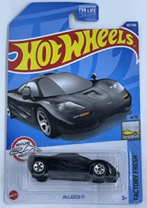 hot wheels 2022 - mclaren f1 - black - ryu's rides - factory fresh 4/10