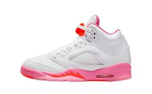 jordan boy's jordan 5 retro (big kid) white/pinksicle/safety orange 5 big kid m