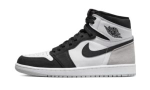 nike mens air jordan 1 retro high sneaker, white/black-grey fog-bleached, 11