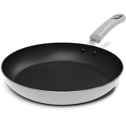 Utopia Kitchen - Saute Fry Pan - Nonstick Frying Pan - 11 Inch Induction Bottom - Aluminum Alloy and Scratch Resistant Body - Riveted Handle (Silver-Black)