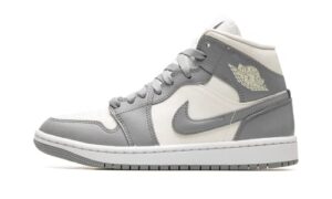 jordan women's wmns air jordan 1 mid, sail/stealth-white, 10