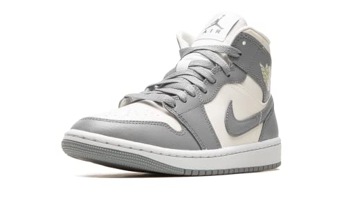 Jordan Women's WMNS Air Jordan 1 Mid, Sail/Stealth-white, 10