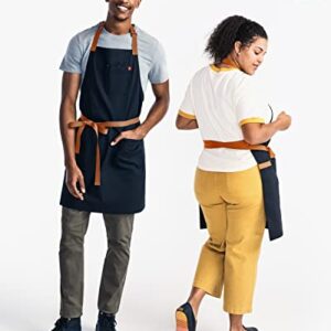 Hedley & Bennett Midnight Blue Essential Apron - Professional Chef Apron with Pockets and Adjustable Bib Strap for Cooking & Grilling - Kitchen Aprons for Men & Women - 8oz 100% Cotton Twill Fabric