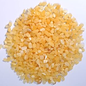 gemshan 2lb Yellow Jade Chips Natural Crushed Crystal Chip Bulk 7mm-9mm Tumble Healing Crystal Stone for Aquarium Vase Plant Decoration Jewelry DIY