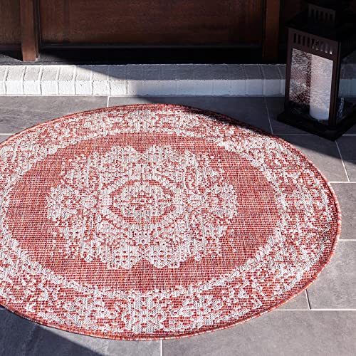 Rugs.com Outdoor Traditional Collection Rug – 4 Ft Round Rust Red Flatweave Rug Perfect for Kitchens, Dining Rooms