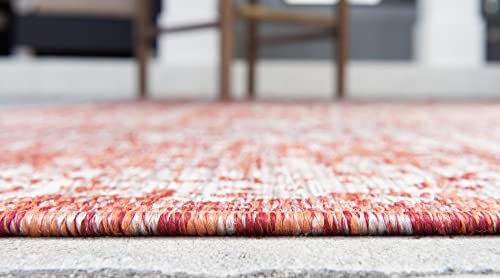 Rugs.com Outdoor Traditional Collection Rug – 4 Ft Round Rust Red Flatweave Rug Perfect for Kitchens, Dining Rooms