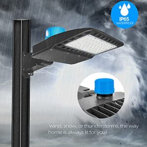 LED Parking Lot Light 200W, 5500K, 28,000LM (135LM/W ) LED Street Lighting with Dusk to Dawn Photocell, Commercial Adjustable Direct Arms Mount LED Shoebox Light, Ideal for Basketball Court,Stadium