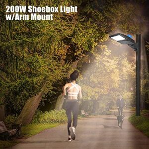 LED Parking Lot Light 200W, 5500K, 28,000LM (135LM/W ) LED Street Lighting with Dusk to Dawn Photocell, Commercial Adjustable Direct Arms Mount LED Shoebox Light, Ideal for Basketball Court,Stadium