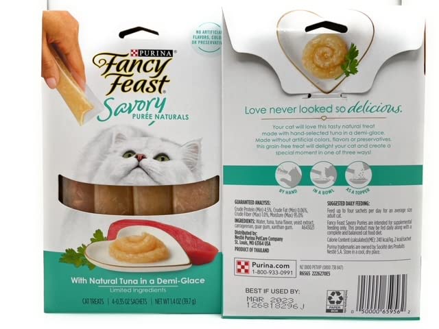 Fancy Feast Savory Purée Naturals With Natural Tuna In A Demi-Glace Cat Treats