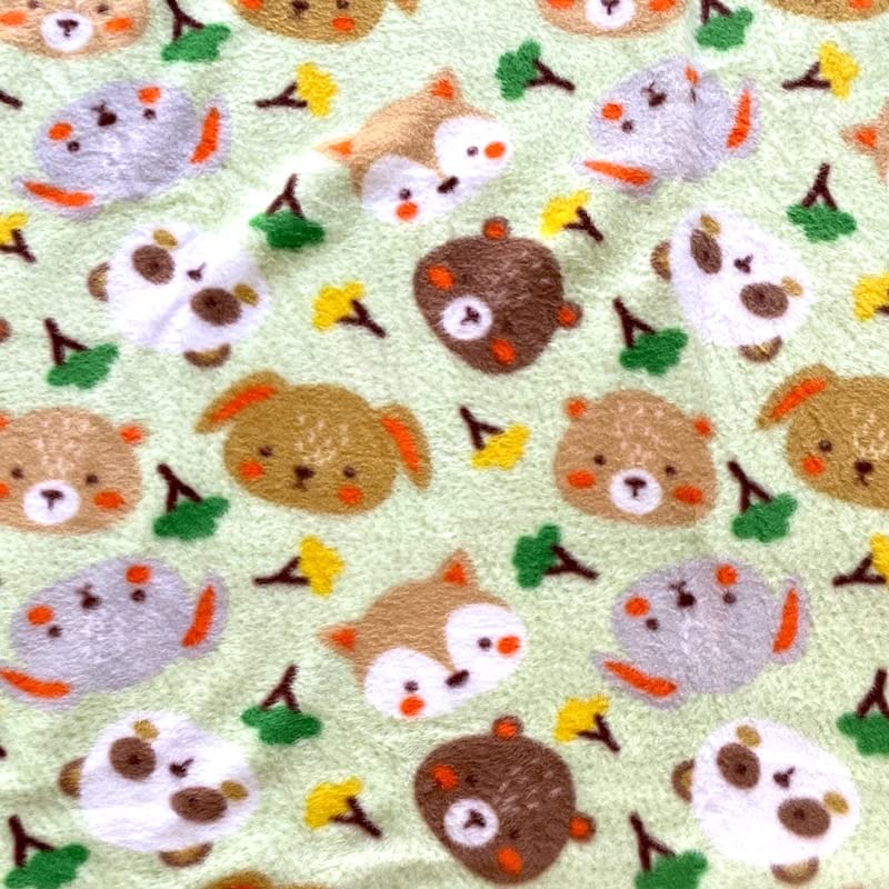 Woodland Animals Green Anti-Pill No-Sew Throw Fleece Fabric Kit (50x60)