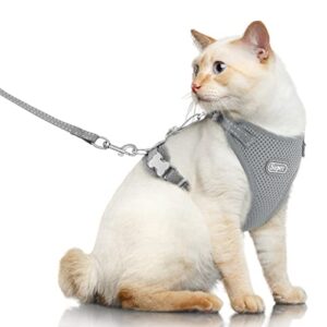 supet cat harness and leash for walking escape proof, adjustable harness for cats, easy control small cat harness for medium large kitten and dogs