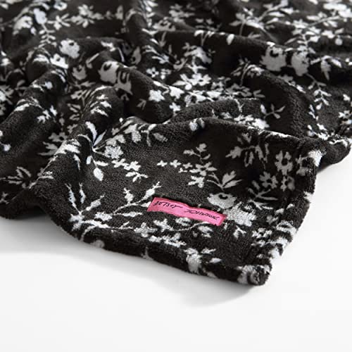 Betsey Johnson- Throw Blanket, Ultra Soft & Cozy Plush Home Decor, All Season Bedding (Pretty Floral Black, Oversized Throw) 50 x 70