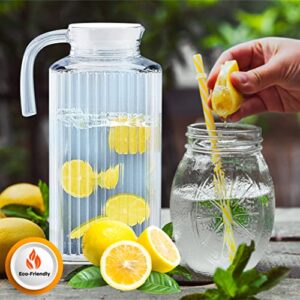 Xabono 1.8 L (62.5 oz) Glass Pitcher with Lid 2 Quart Pitcher with Lid Strong Glass Glass Pitcher Fridge Glass Water Pitcher Juice Sangria Ice Tea Glass Milk Bottle with Lid Glass Handle Glass Carafe