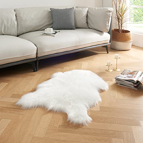 Rainlin Ultra Soft Fluffy Faux Fur Sheepskin Rugs for Bedroom Living Room White Fuzzy Washable Home Decor Carpets Plush Shag Small Area Rugs,2x3 Feet