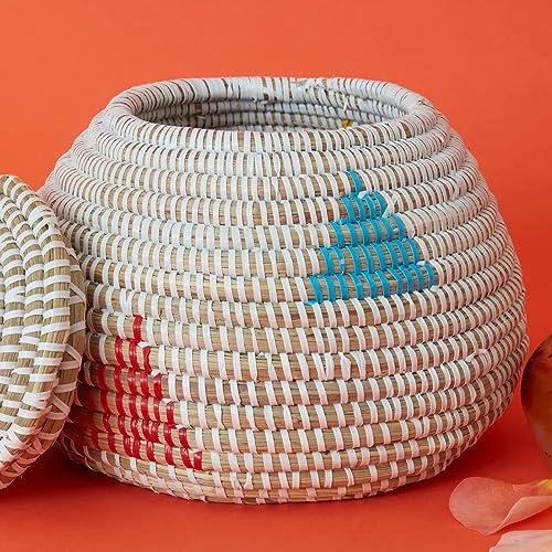 Small Rainbow Triangles Grass Pot Basket