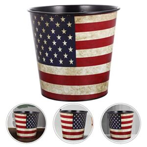 Happyyami American Flag Printed Metal Trash Can Vintage Garbage Bin Reusable Round Bedroom Rubbish Can Retro Kitchen Wastebasket for Farmhouse Home Office