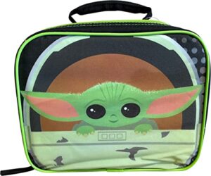 star wars the mandalorian baby yoda insulated lunch bag (black-green)