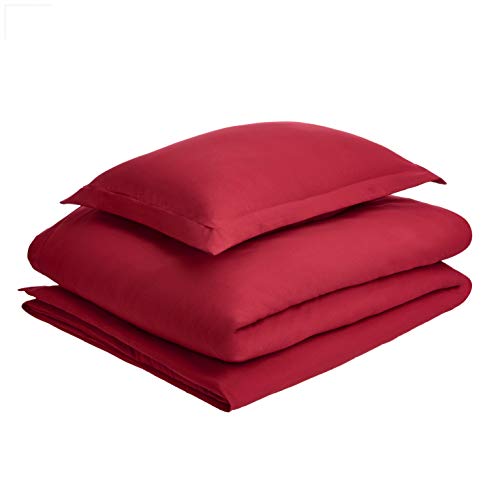 Amazon Basics Lightweight Microfiber 2-Piece Duvet Cover Set with Zipper Closure, Twin/Twin XL, Burgundy, Solid