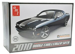 amt/premium hobbies 2010 challenger srt8 1:25 scale plastic model car kit cp7772